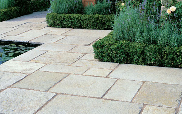 Stonemarket & Paving • Russells Garden Centre